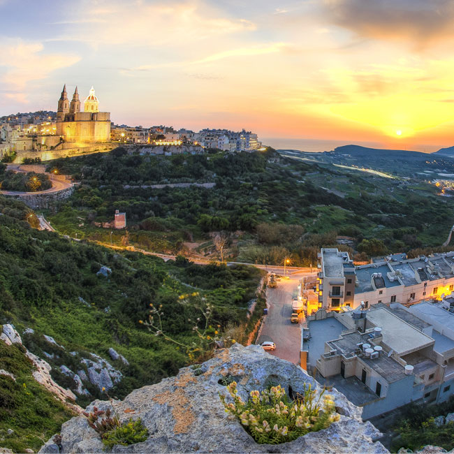 Prestige Cabs Malta - Prestige-Cabs-Tour-Square-2 - Prestige Cabs Malta